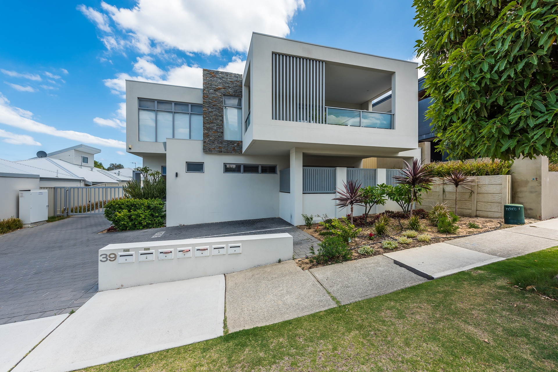 Unit Leased - 1/39 Deanmore Road, Scarborough