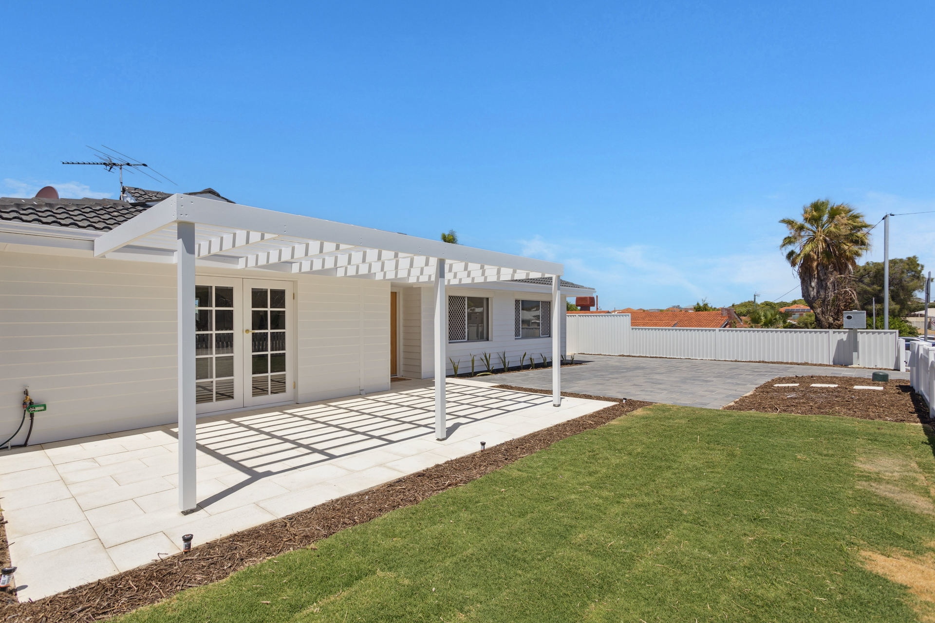 House Leased - 10 Venus Way, Hillarys